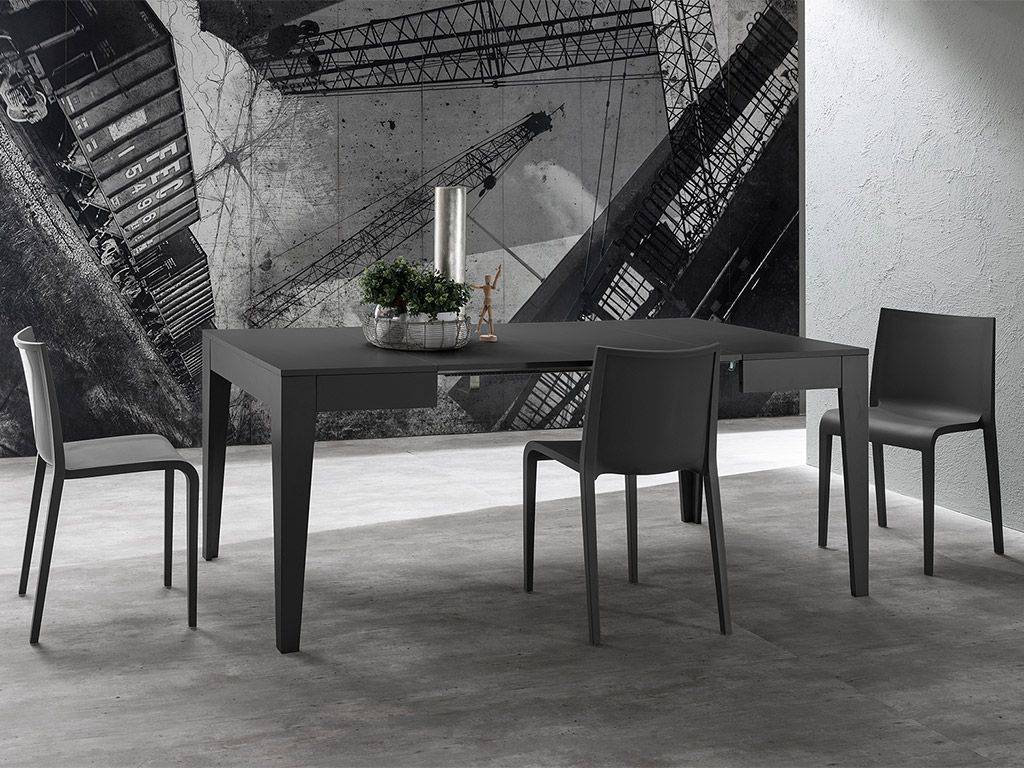 King Extending table in wood