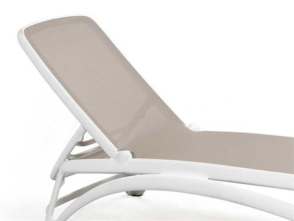 WHITE sunbed in polypropylene Atlantico