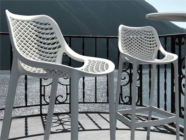 FLO Hocker aus Plastik Polypropylen