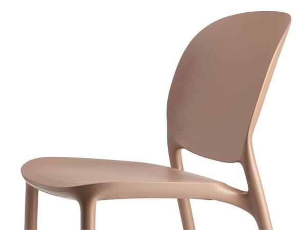 Chaises design - chaises plastique - Hug 2380