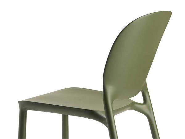 Chaises design - chaises plastique - Hug 2380
