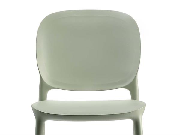 Chaises design - chaises plastique - Hug 2380