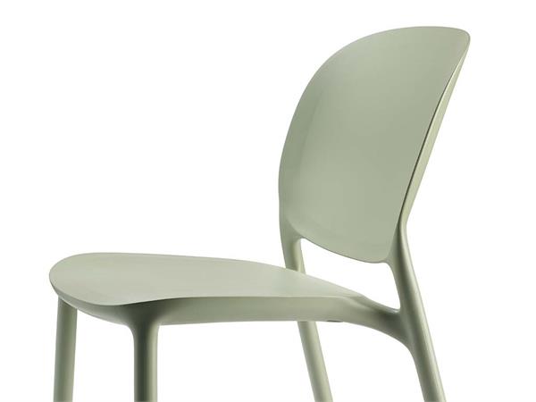 Chaises design - chaises plastique - Hug 2380