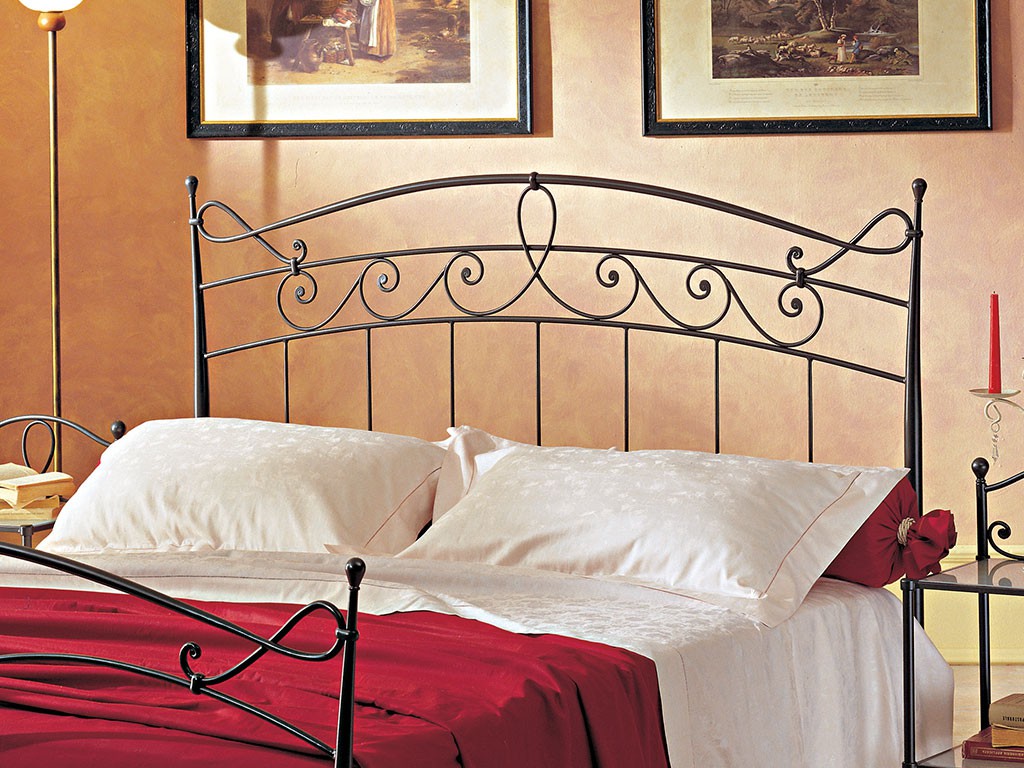 Armida lit en fer forgé